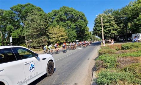 Карнобат посрещна Колоездачната обиколка на България Гласът на Карнобат