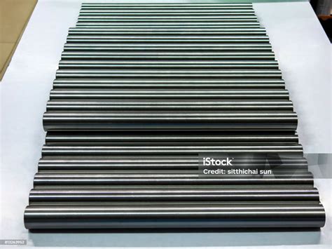 설계 및 표준화 된 기계를 사용 하 여 생산의 과정을 통해 철강 고객의 요구에 맞게 금형 하 따라서 제품 엄격 하 게 모니터링 하 고 모든 단계에서 제어 있습니다 그리고