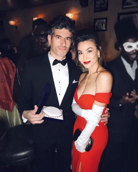 25 Sexy Couples Costumes For Halloween