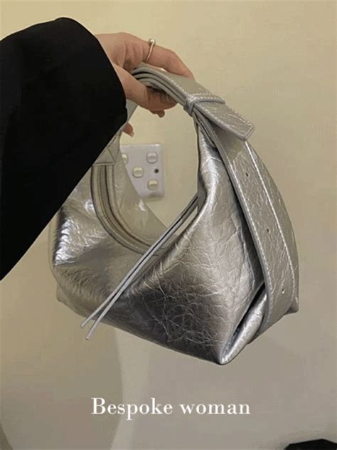 [6color] 르망 반달 도트 숄더백 에이블리