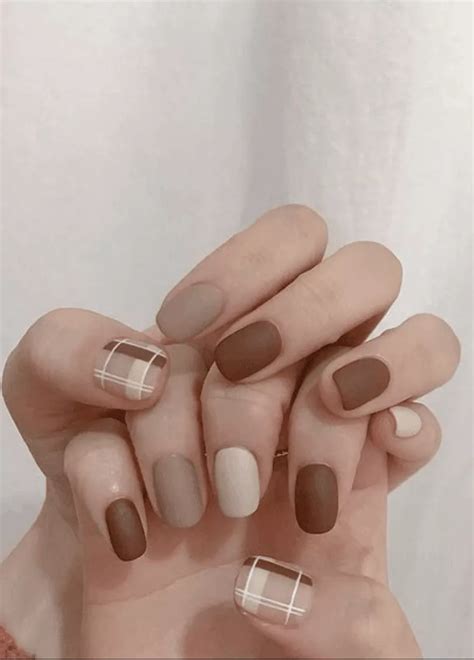 40 Stylish Ways To Rock Spring Nails Gradient Neutral Nails Artofit