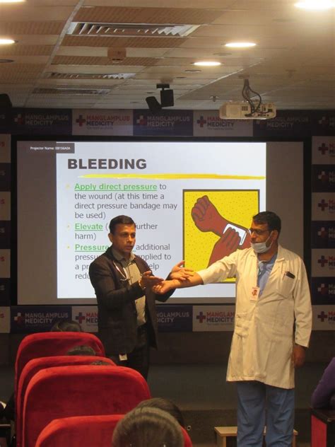 Dramit Bhatnagar On Linkedin Talk On First Aid For Girls Of Govt School Gangauri Bazaar Jaipur