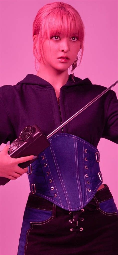 ༘ ⫶ Lily Lockscreen 🧷♡💭 Lily Mujeres