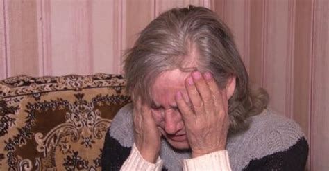 Когато майка ми беше в болницата се обадих на съпруга си за да го помоля за помощ и той не