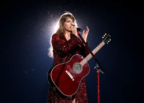 Taylor Swift To Add Ttpd Songs To Eras Tour Set Promoter Confirms Us Weekly