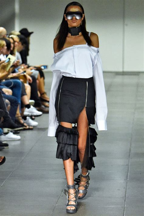 Trend Watch Bringing Sexy Back Nytimes Com