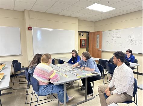 Club Mathamatica Bonds Together Through Games And Math The Washburn