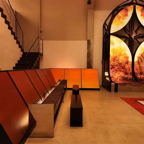 젠틀몬스터 성수동 팝업스토어 모티브 이펙트