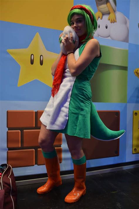 Yoshi Cosplay By Aponevee On Deviantart