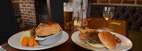 The Red House Caverswall Traditional Country Pub Home Cooked Food