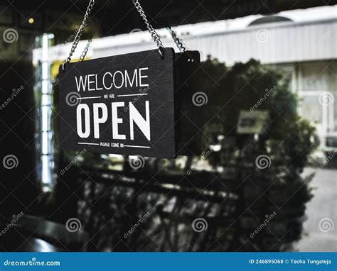 Welcome Please Come In Sign