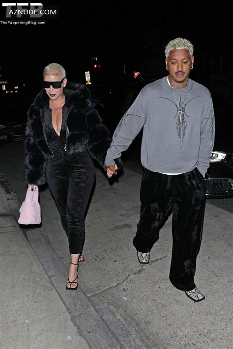 Amber Rose Sexy Seen Flaunting Her Hot Cleavage At Giorgio Baldi In Santa Monica Aznude