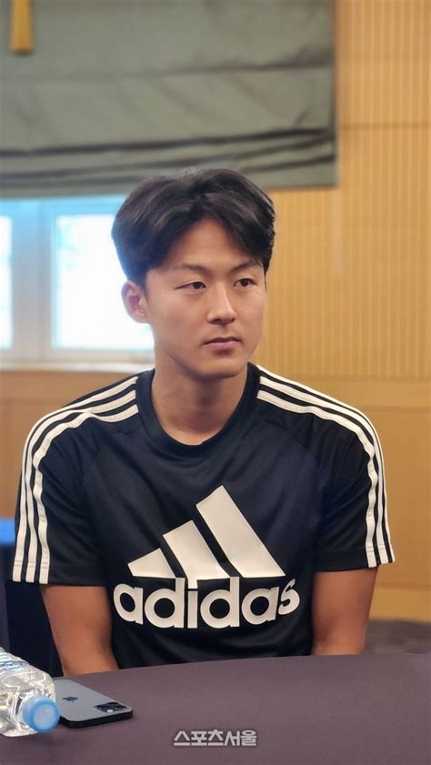 이승우 유럽 재도전에 솔직 답변 당연히 가고 싶지만 쉬운 게 아니다” 현장인터뷰