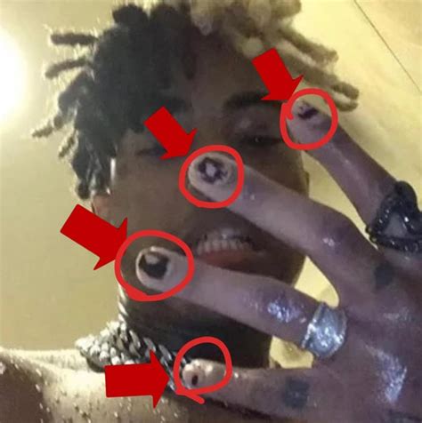 Yo Yo Yo Anybody Know What Brand Of Fingernail Polish And Clear Coat X