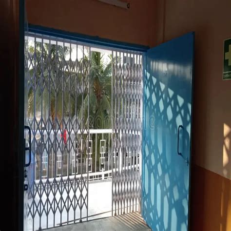 Silver Stainless Steel Collapsible Shutter Gate For Home 7 Feet At ₹ 40000 Piece In Bhubaneswar