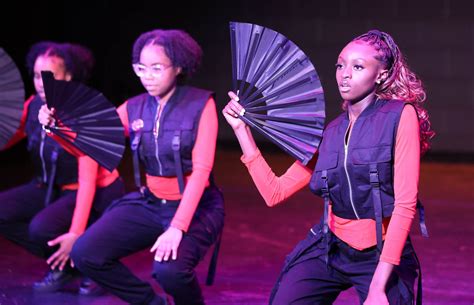 Southeastern Step Team Takes The Stage On Senior Night In Easton