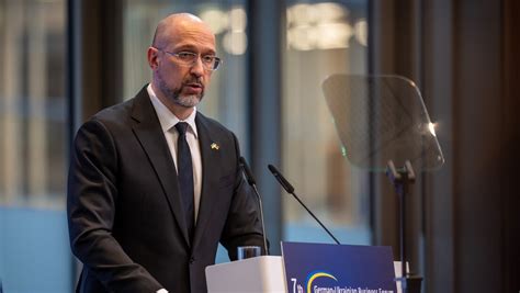 Премијер Украјине Потребно је 524 милијарде долара за обнову Украјине Захарова Чудна