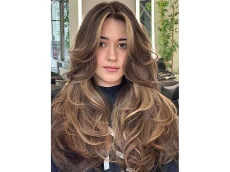 50 مدل مو چتری پروانه ای ترند سال 2024