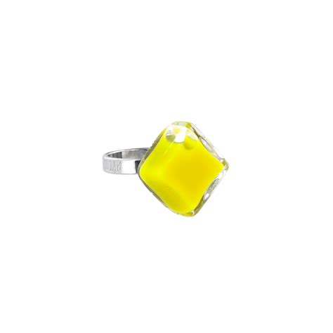 Bague En Verre Losange Nano Milk Jaune Pylones