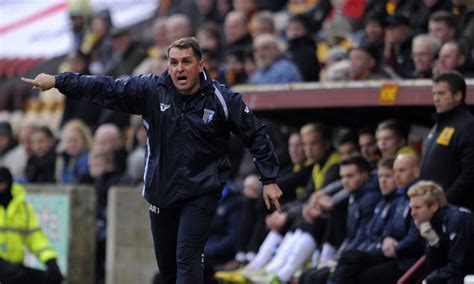 Ryan Williams Joins Gillingham On Loan From Fulham Daily Mail Online