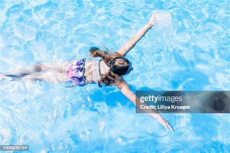 Swimming Top Down View Photos And Premium High Res Pictures Getty Images