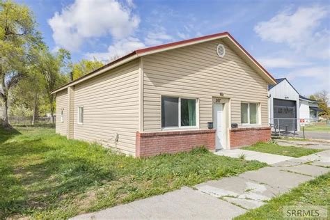 267 Pine St Shelley Id 83274 ®