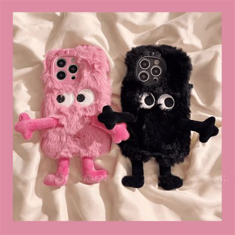 주문폭주🔥 블랙 핑크 뽀송 먼지 몬스터 왕눈이 털 아이폰 11 12 13 14 15 프로 맥스 우정 커플 선물 케이스아이폰겨울 에이블리