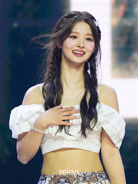 [포토] 엔믹스 Nmixx 설윤 상큼 미소에 녹는다 여신미 뿜뿜 비하인드