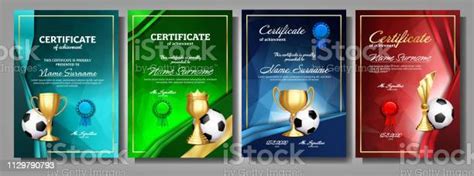 골든 컵 축구 게임 인증서 디플로마 벡터를 설정합니다 축구입니다 스포츠 수상 템플릿입니다 성과 디자인입니다 A4입니다 졸업입니다