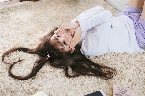 彼女との初キスって緊張する場所タイミング理想のキスは