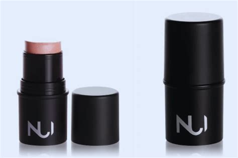 Best Lip Tints For Women That Will Help You Look Your Best