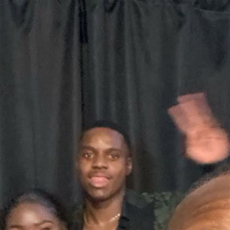 Anashe Munashep • Threads Say More Anashe Munashep • Threads Say More