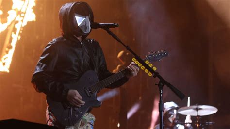 Muse Llega A La Cdmx Con Un Viaje Nostálgico Lleno De Fuego Y Con Pocas