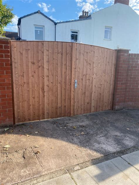 Garden And Driveway Gates Liverpool Rct Fencing