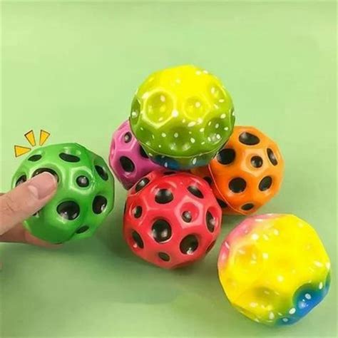 Moon Anti Gravity Ball Super Bouncy At ₹ 100piece Squeeze Ball In