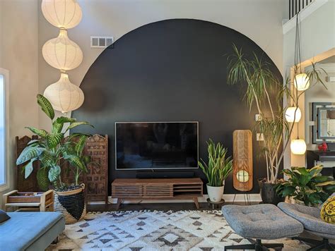 Update I Fixed The Vent Black Circle Accent Wall In My Living Room