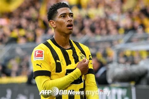 英 19세 Mf에 2070억 레알·맨유·맨시티·리버풀 모두 경쟁