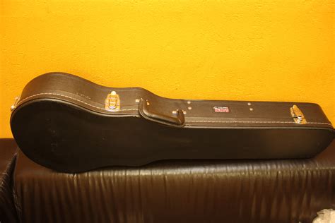 GATOR кейс для Les Paul - Муз-Комиссионка