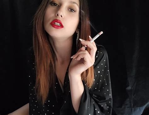 Glamour Real Smoking Official Site Of Real Smoking Girl