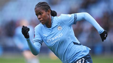 Womens Fa Cup Khadija Shaw Scores As Man City Chelsea And Arsenal All