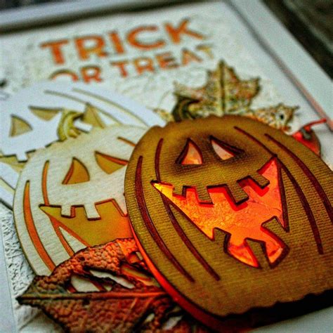 Edison Colorize 2023 Halloween Card Project By Tim Holtz And Sizzix