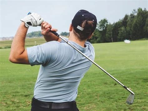 How To Complete Your Follow Through In Golf (Hold That Pose) | ProjectGOLF