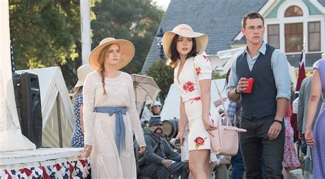 Sharp Objects Tv Serie 2018 2018 Moviezine