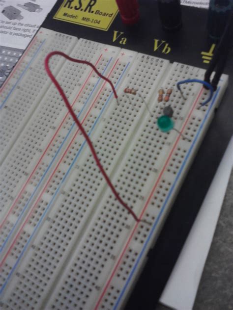 electronics 10 dgpantoja build a logic probe