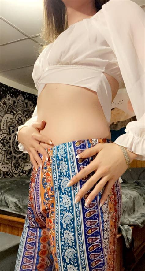 Lani is quickly becoming daddy's little hippie girl. Soon you will start your stretching my size ...