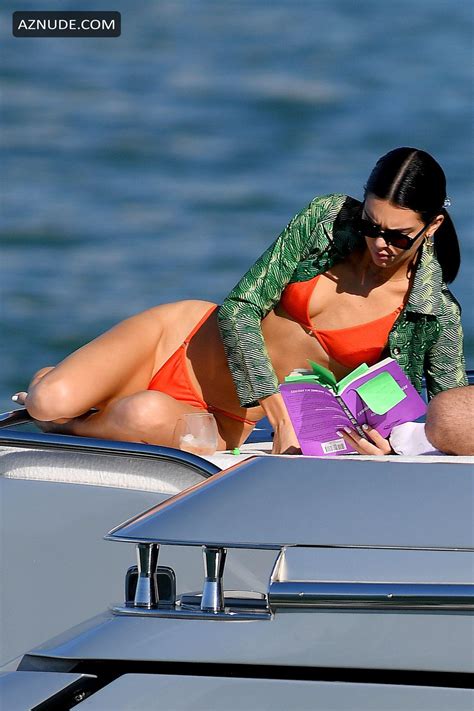 Kendall Jenner Sexy Seen In A Orange Bikini During Boat Day In Miami Aznude