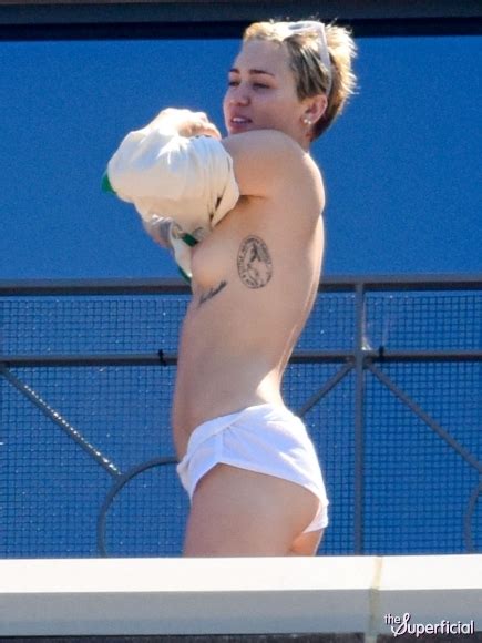 Miley Cyrus Hot Topless Tanning Of The Day