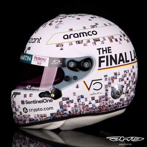 Sebastian Vettels “the Final Lap” Helmet For His Last Formula 1 Race Helmet Racing Helmets