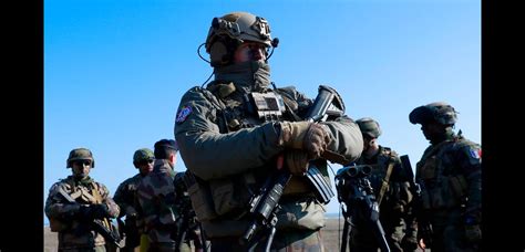 Генштаб ВС Франции назвал авантюрой недостаточные запасы боеприпасов