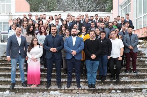 🎓 Центърът за изследване и прилагане на нови информационни и комуникационни технологии ЦИПНИКТ